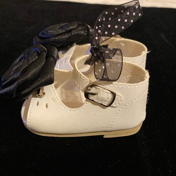 Vintage | Shoes | Vintage Tiny Baby Shoes Sandals Black White | Poshmark